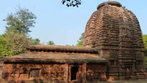 15 Most Famous Temples To Visit In Odisha