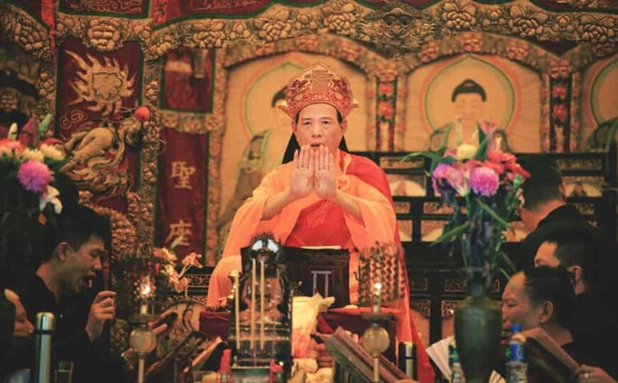 8 Oldest Religions in the World to Ever Exist