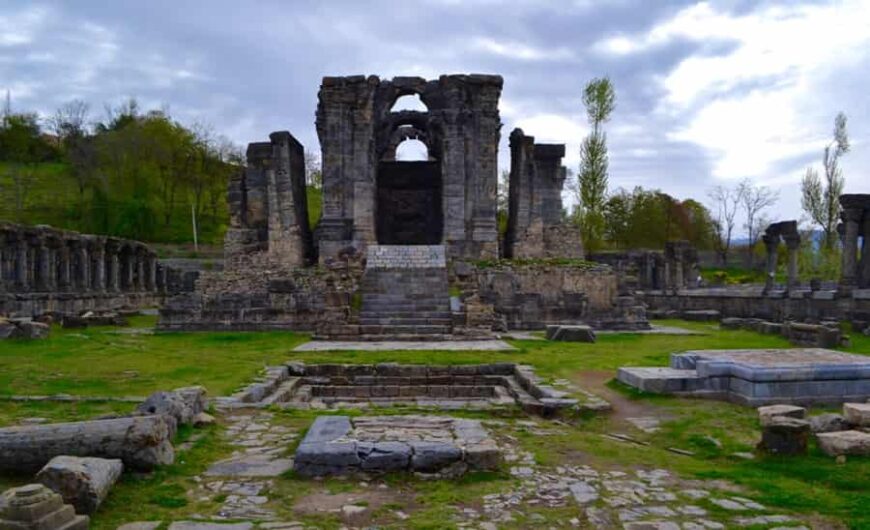 12 Popular Hindu Temples to Visit in Jammu & Kashmir