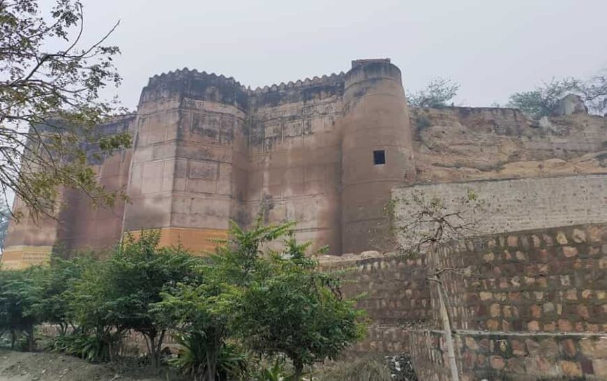 Places to Visit in Mathura - Things to Do & Sightseeing